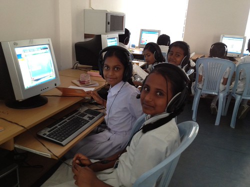 DMS Computer Lab- 6th graders | ellendoyle | Flickr