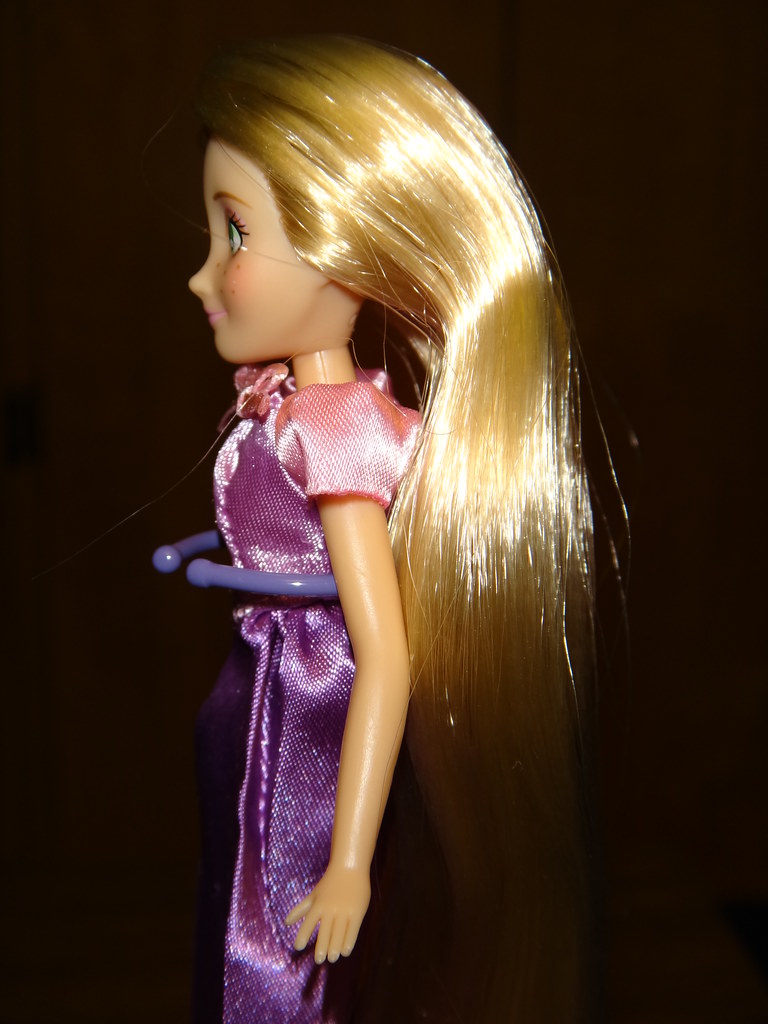 Blonde Rapunzel Mini Doll - Deboxed - Midrange Right Side … | Flickr