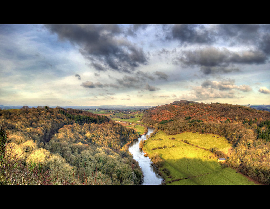 On Black: Symonds Yat Rock by Nikonic (Lantro Photography) [Large]