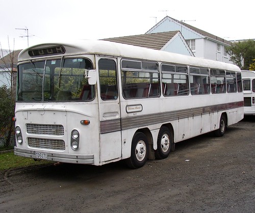 1965 Bedford VAL TD5171 | The Omnibus Society's preserved ve… | Flickr