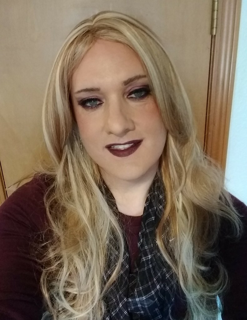 1547562942261~2 Amberleighthegemstatediva Flickr