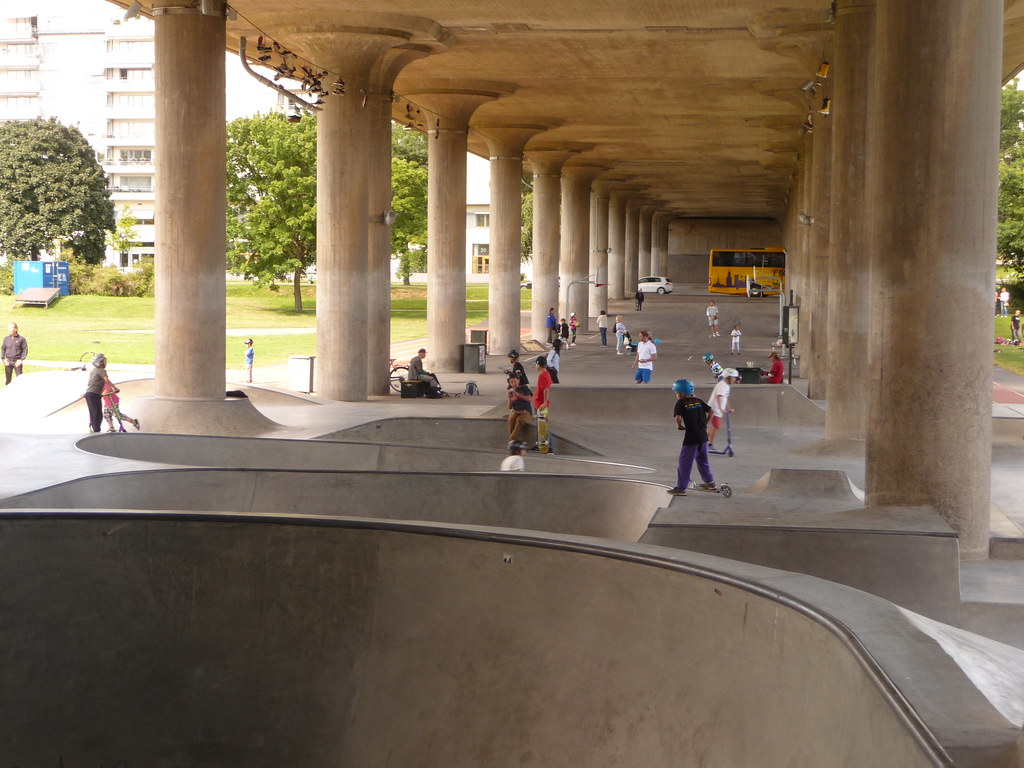 skate under bridge 01 | 2012.07 Cityscapes from Stockholm | Flickr