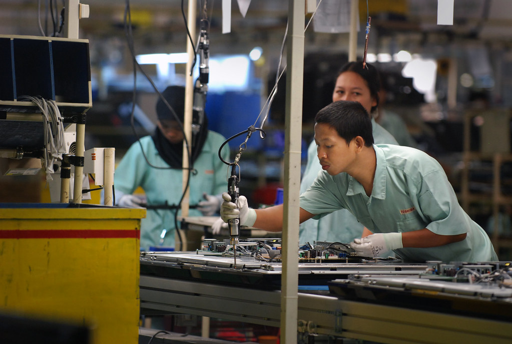 electronics factory | Electronics factory workers, Cikarang,… | Flickr