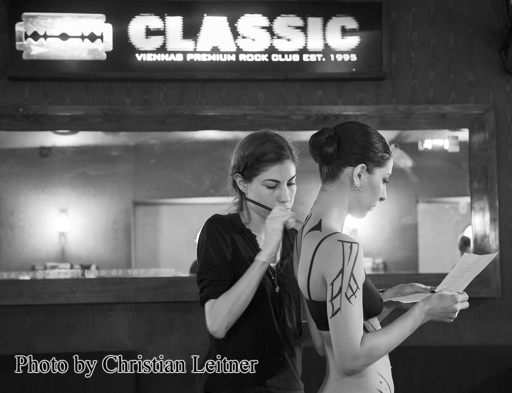 Alternative Paint Cabaret: Backstage makeup at Cabaret Fledermaus, Vienna