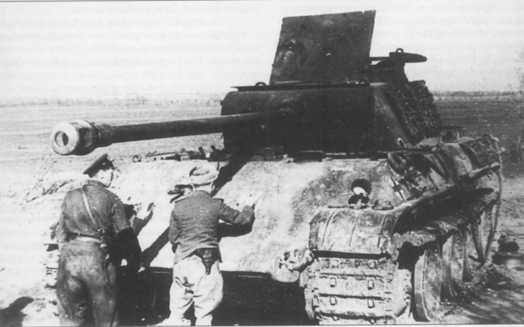 Russian trofeyschiki mark stricken German tank Pz.Kpfw. V … | Flickr