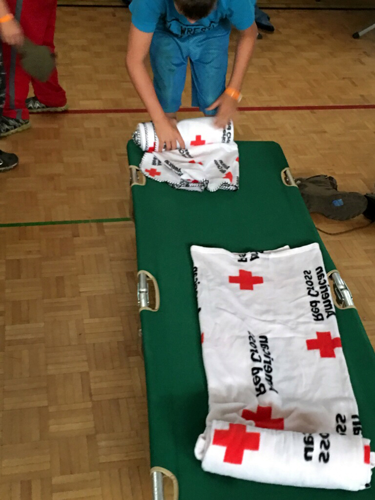 Scout folding Blanket | A young scout who was part of a grou… | Flickr